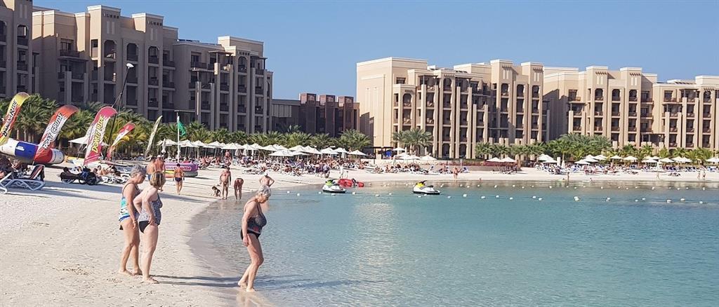 Hotel DoubleTree by Hilton Resort & Spa Marjan Island (5*) / Travel.Sk