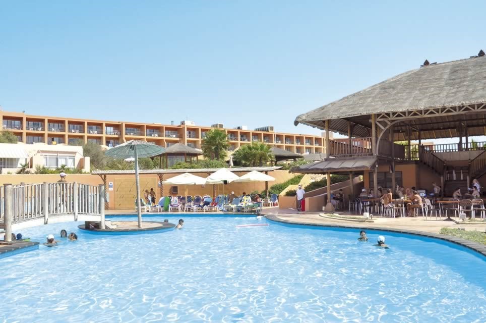Hotel Ramla Bay Resort & Spa (4*) / Travel.Sk